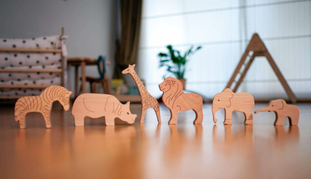 Artistic Wooden Safari Animals Set – Kidodido